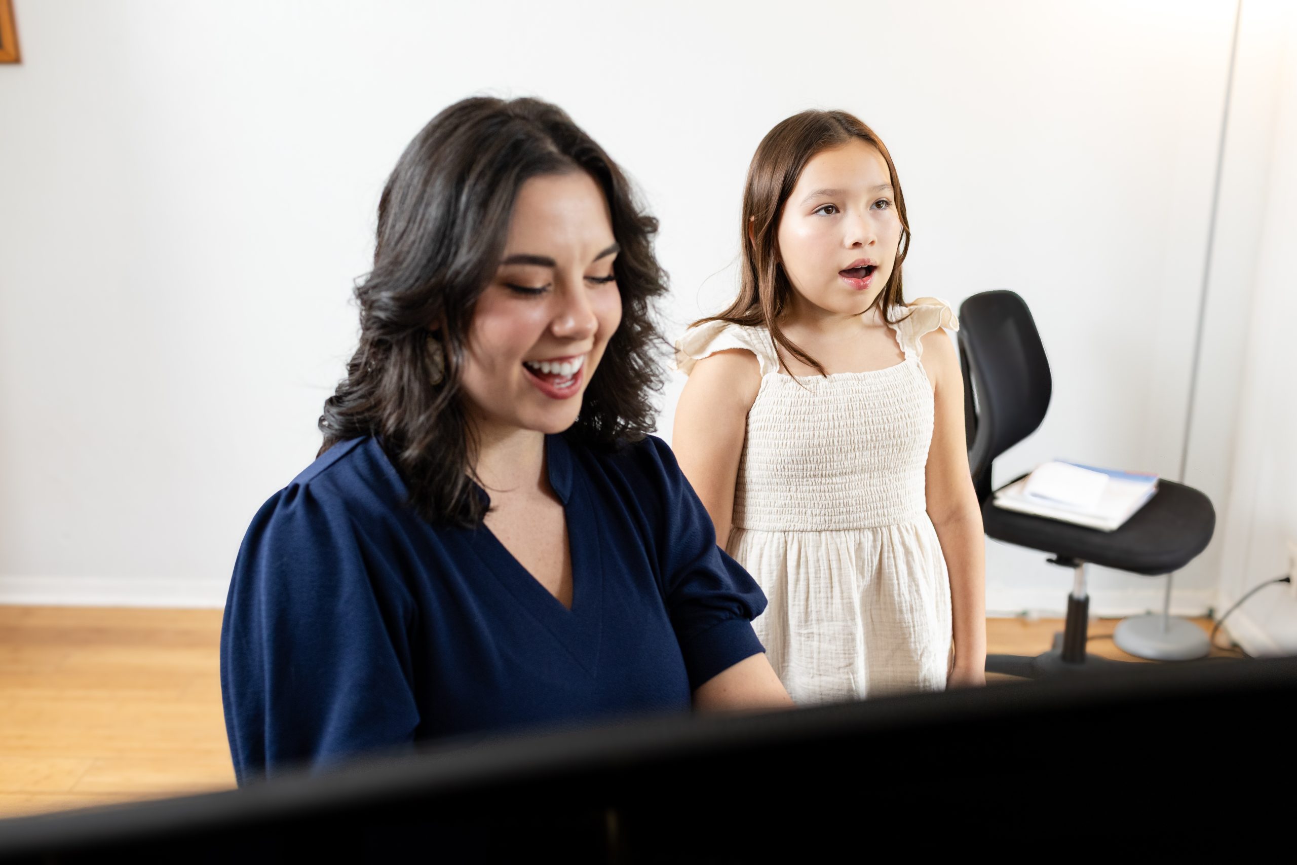 Aviana Burkepile Piano and Voice Teacher - Blue Frog School Of music